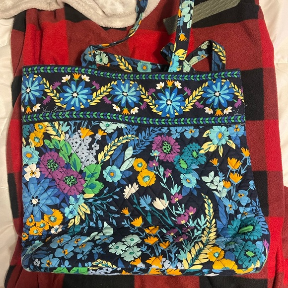 Vera Bradley | Bags | Vera Bradley Bag | Poshmark